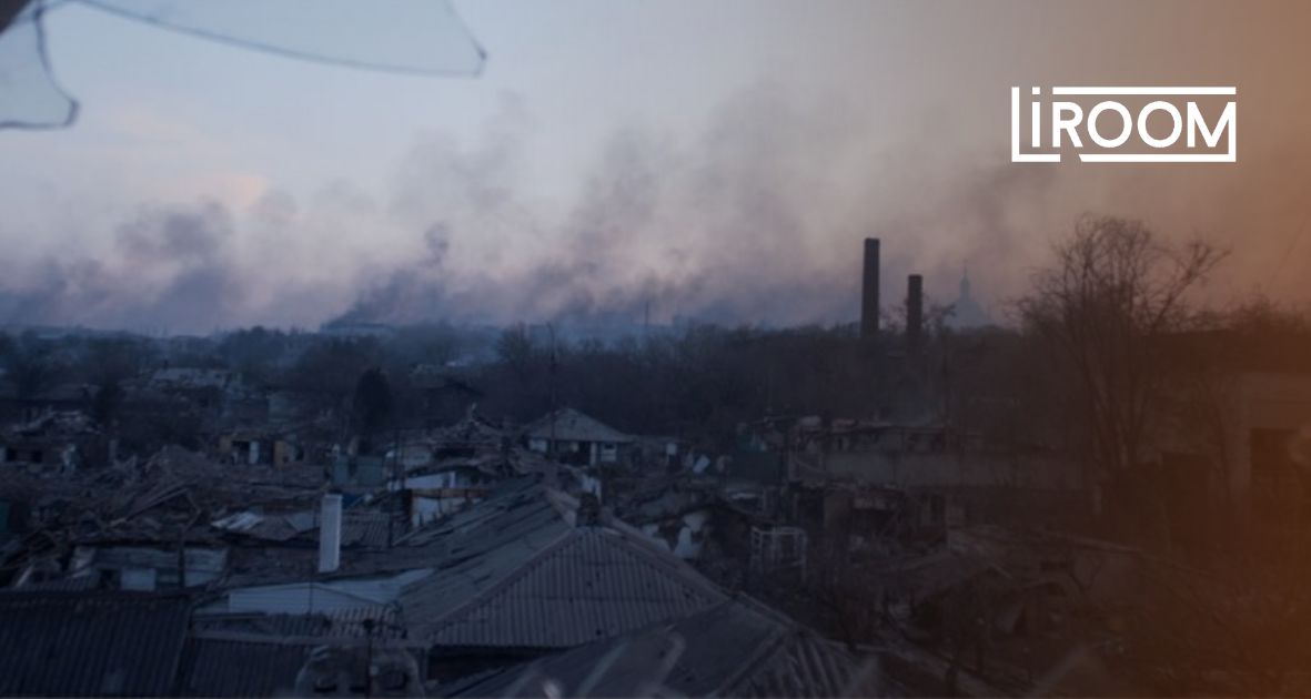 Світло крізь темряву та звуки канонад. Рецензія на документальний фільм «Маріуполіс-2» Мантаса ...