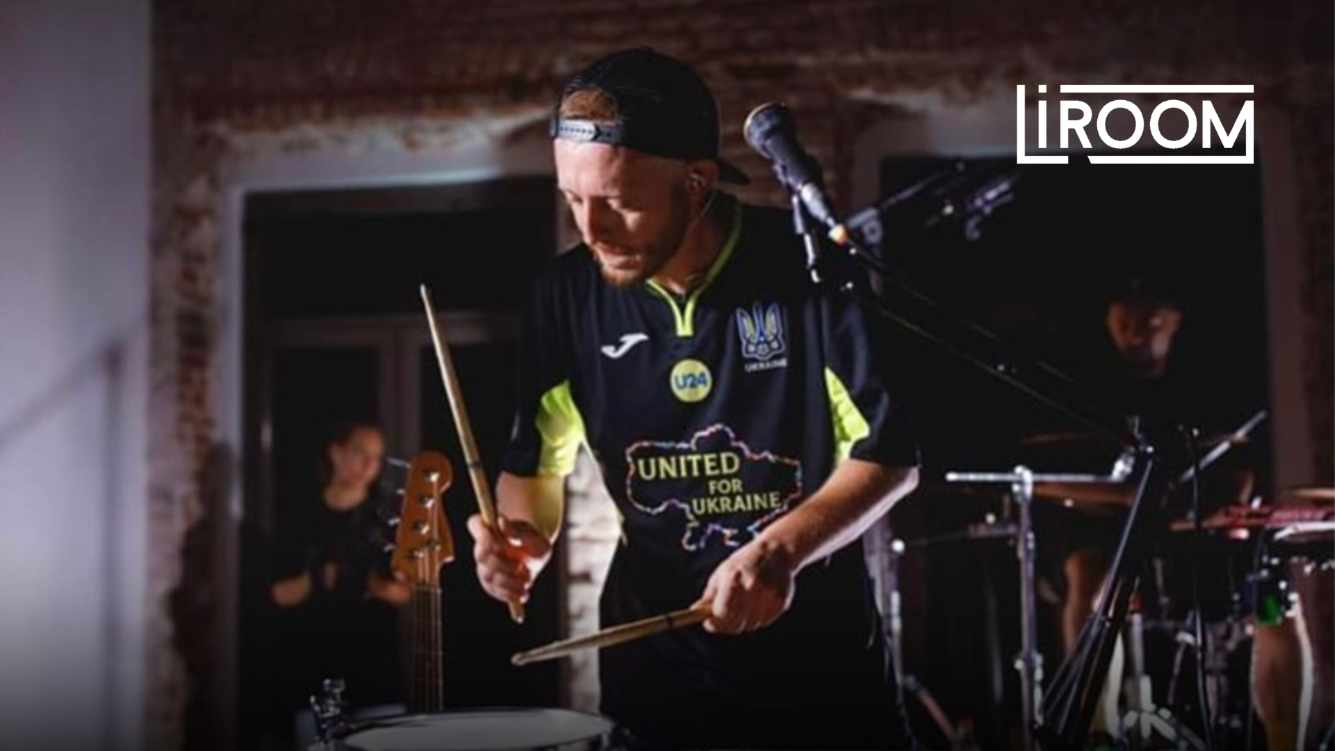 Пісня за піснею: maxandruh про новий альбом Holy random – Лірум